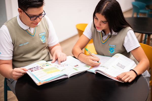 International School - Unidad Educativa Bilingüe